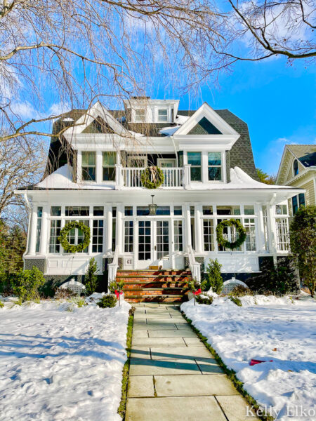 Beautiful Houses in the Snow