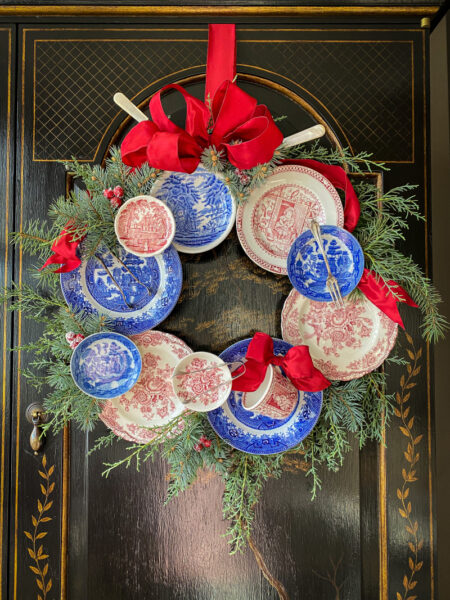 How to Make a Plate Wreath - the Damage Free Way! - Kelly Elko