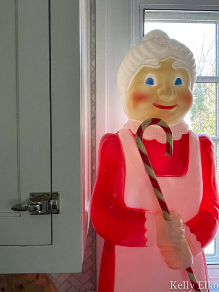 Welcome Home Christmas House Tour - Kelly Elko