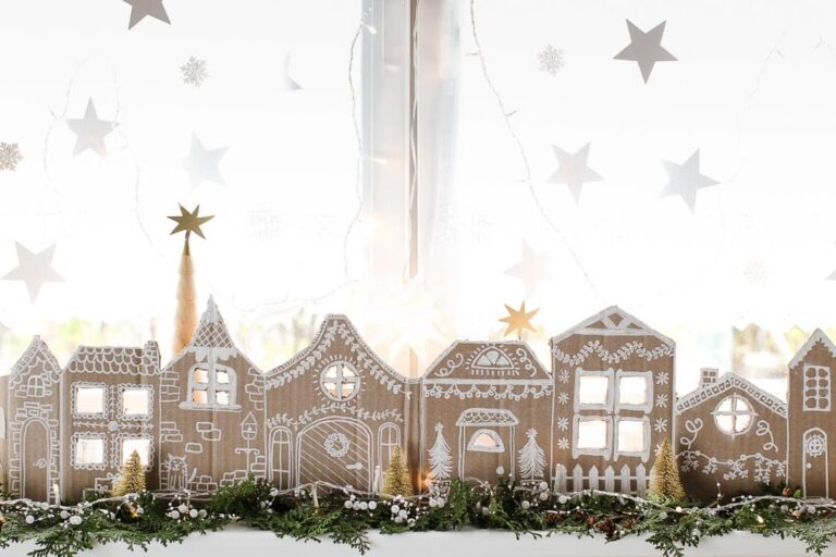 The Most Creative Gingerbread Decor Ideas! - Kelly Elko