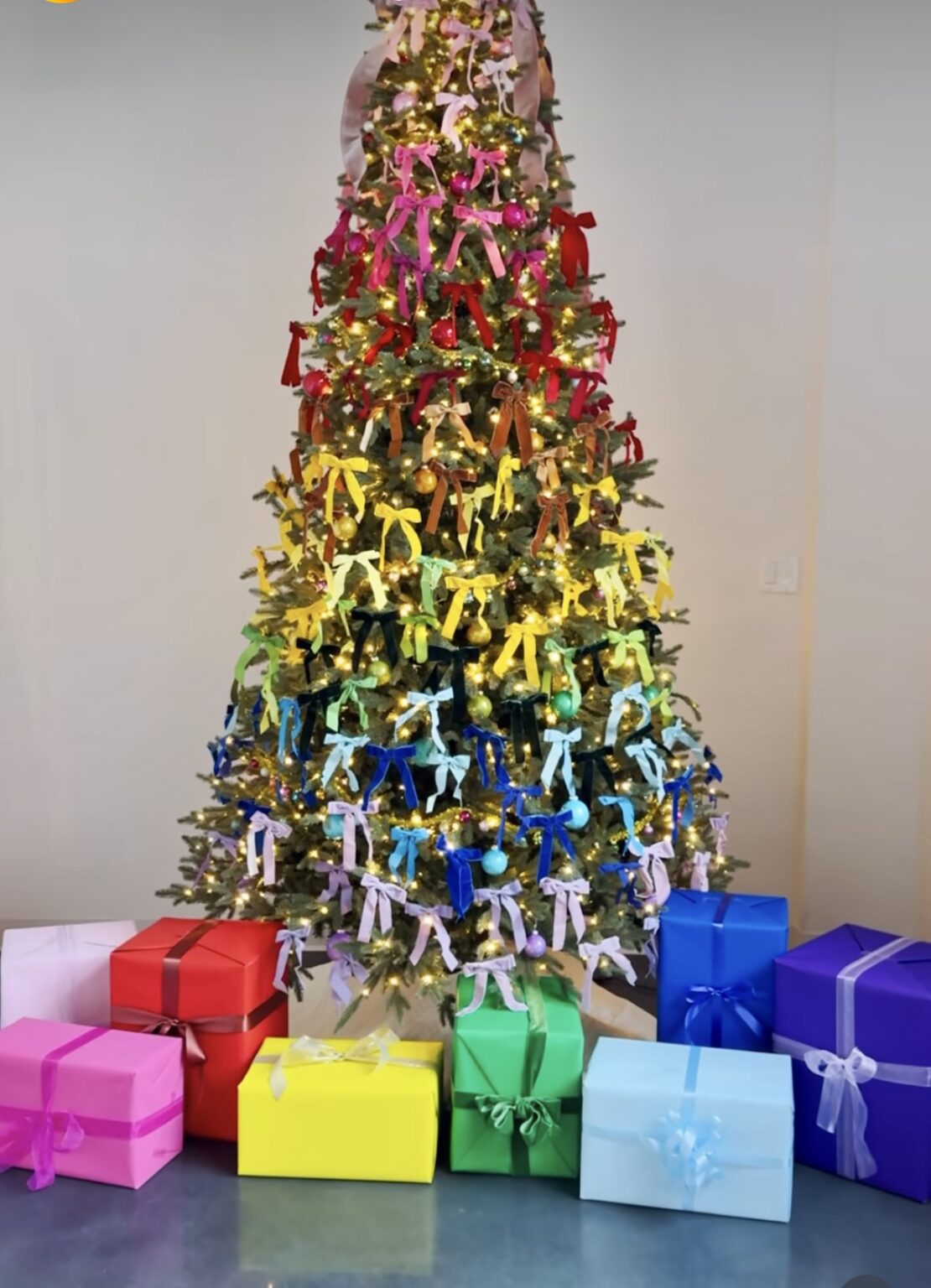 Ribbon Bow Trees - The Hottest Christmas Trend - Kelly Elko
